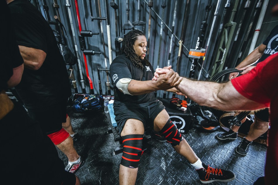 The Art of Spotting, How to Help Your Fellow Gym Goer Achieve More ...